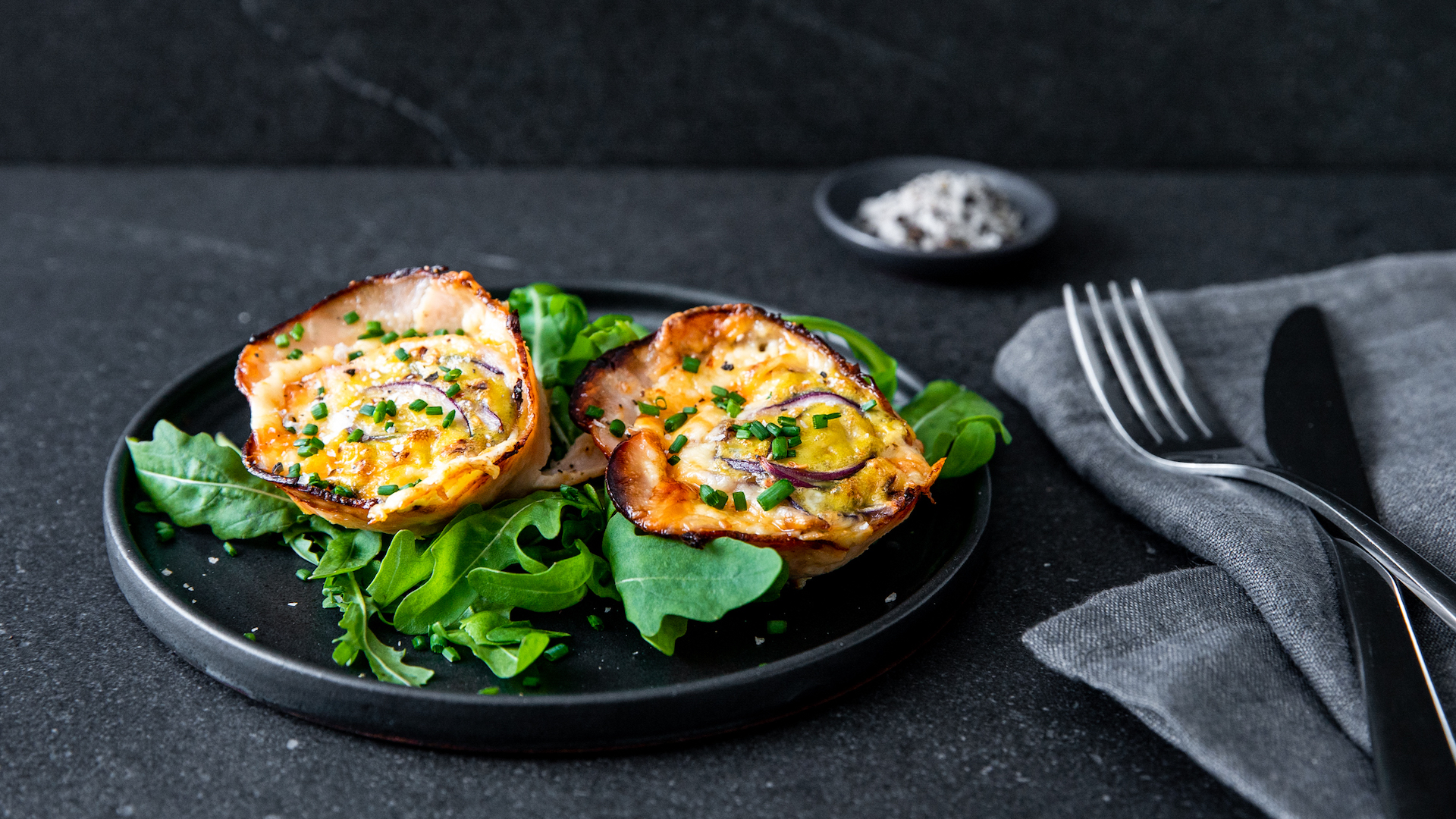 CrossFit | Turkey Ham & Cheese Egg Cups