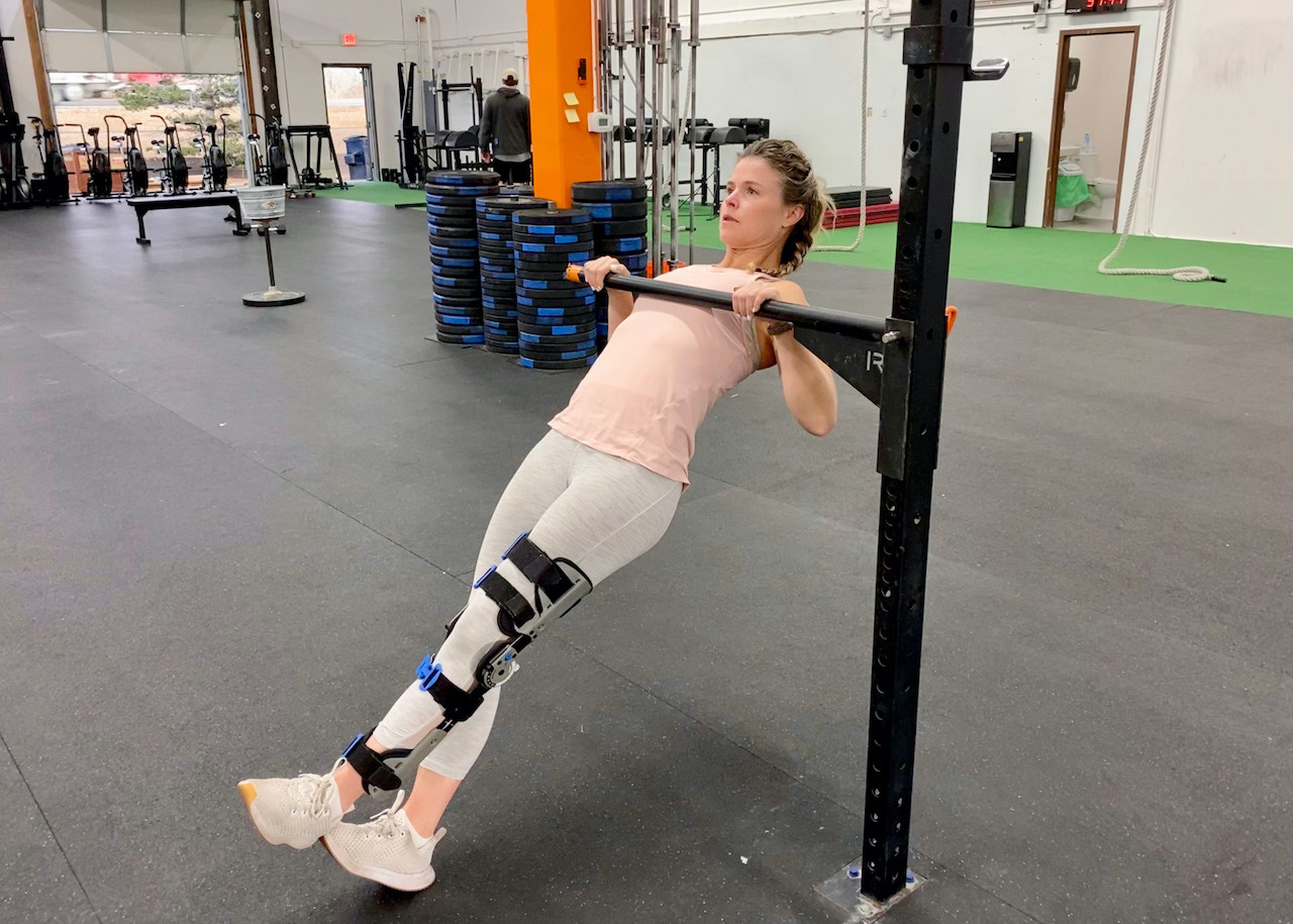 Knee Scale Gymnastics